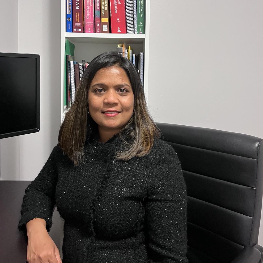 Arzoo Patel, Physiotherapist | Oona Toronto